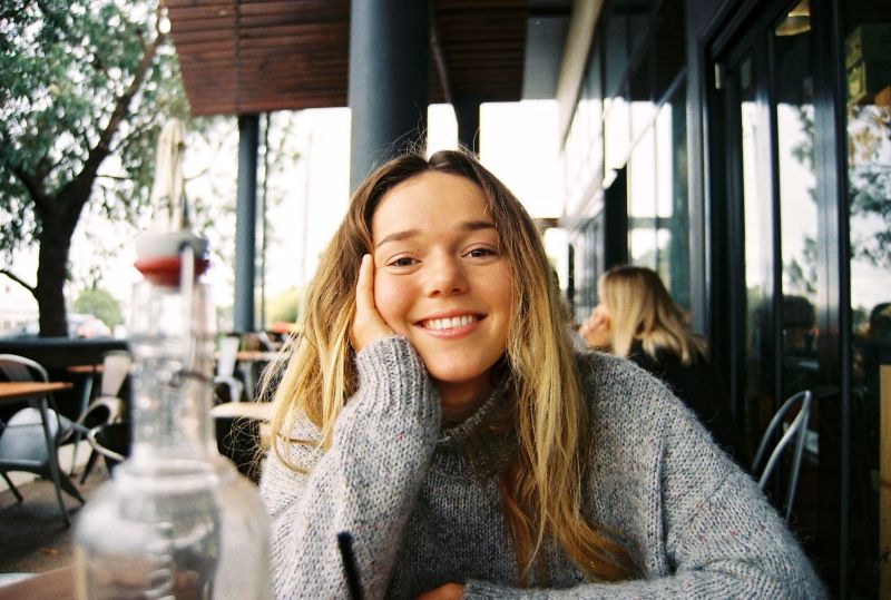 ELLA SWEENEY new track 'FIVE YEAR PLANS (TEN STEP DANCES)' + self ...